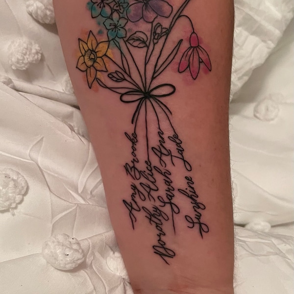 Personalized Birth Flower Tattoo Design, 3 Names, Mom & Kids Bouquet ...