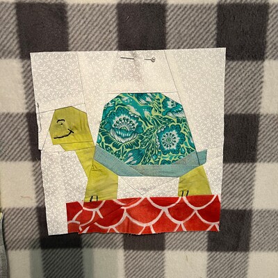 TURTLE ON a LOG Paper Pieced Block Pattern in Pdf - Etsy