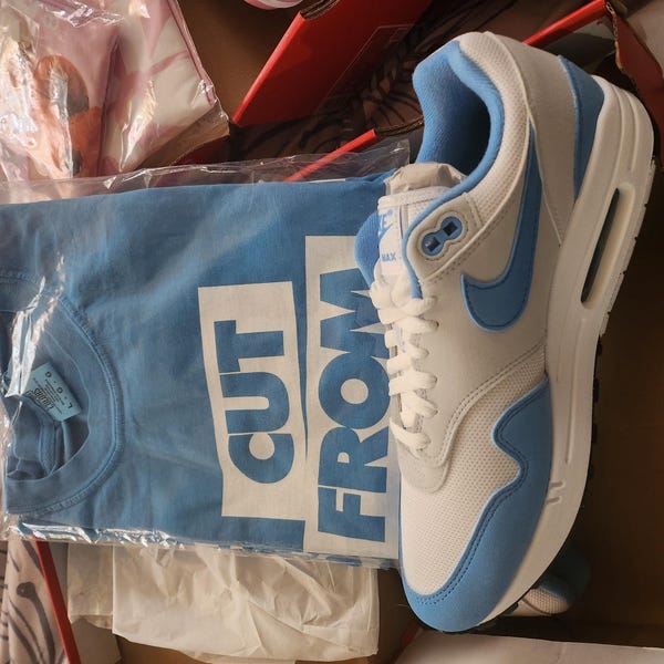 4 Bred Reimagined Black Cement Grey Varsity Red Summit White Retro T ...