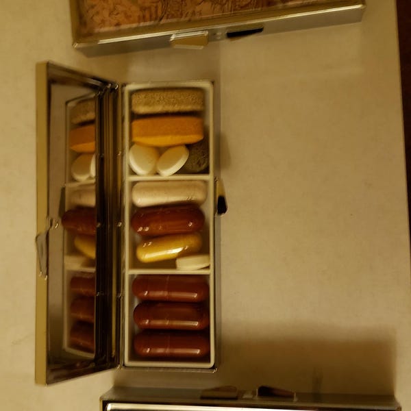 Art Nouveau Compact Mirror OR Pill Box William Morris, Pimpernel ...