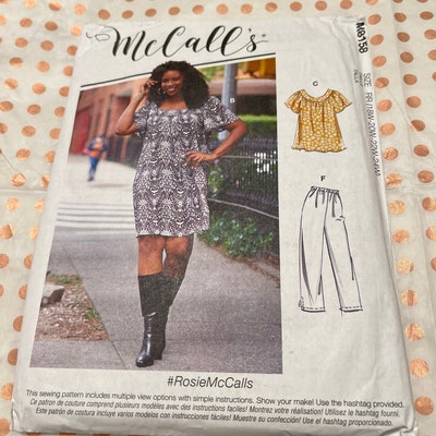 Vogue Sewing Pattern for Womens Pants, Wide Leg Pants, Cropped Pants ...