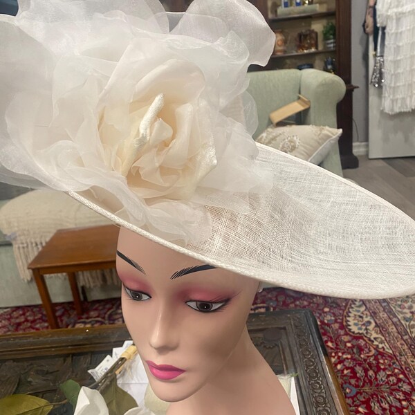 Kirche Kentucky Derby Hut Kutsche Teeparty Hochzeit breite Krempe ...