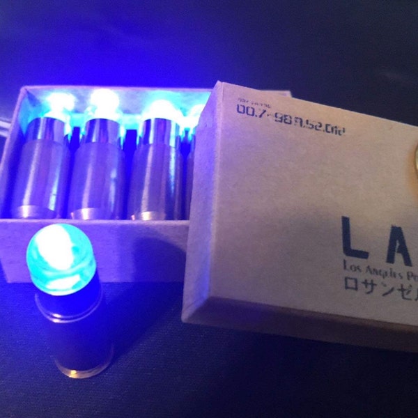 Blade Runner PKD Blaster Prop Ammo Box W/lumi-shok Rounds Deckard ...