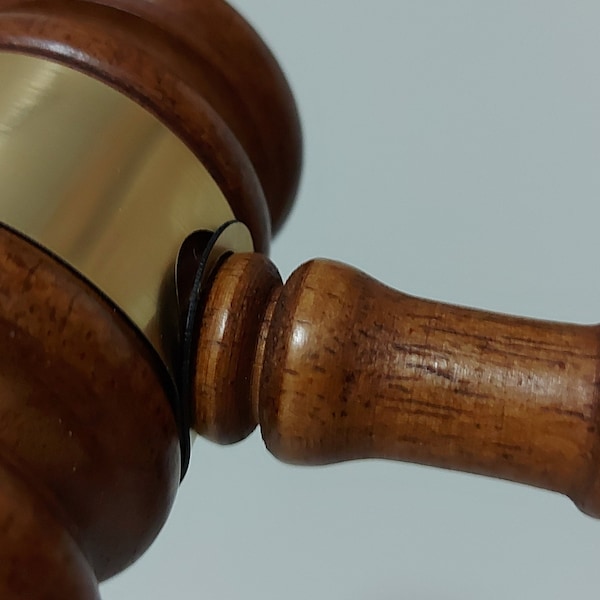 Personalized Wood Gavel With Engraved Gold Band - Wooden Judge's Gavel ...