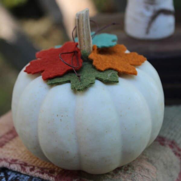 Felt-fetti Maple Leaves, Die Cut Shapes // Felt-fetti by Benzie // Wool ...