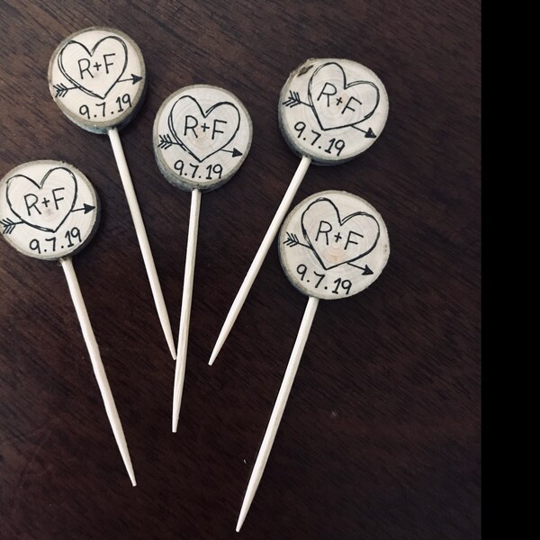 Rustic Wedding Cupcake Toppers, Custom Initials & Date - Etsy
