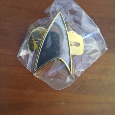 Star Trek Klingon Crest TNG Series Logo Pin Cosplay Uniform Small Size ...