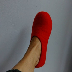 Custom color wool slippers / house shoes | Etsy