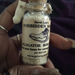 ALLIGATOR BONE DUST Voodoo, Hoodoo, Wicca, Gothic, Oddity - Etsy