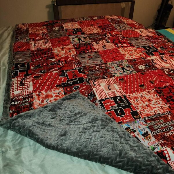 Official Licensed Farmall Tractor & Plaid Cotton Quilting Fabrics ...