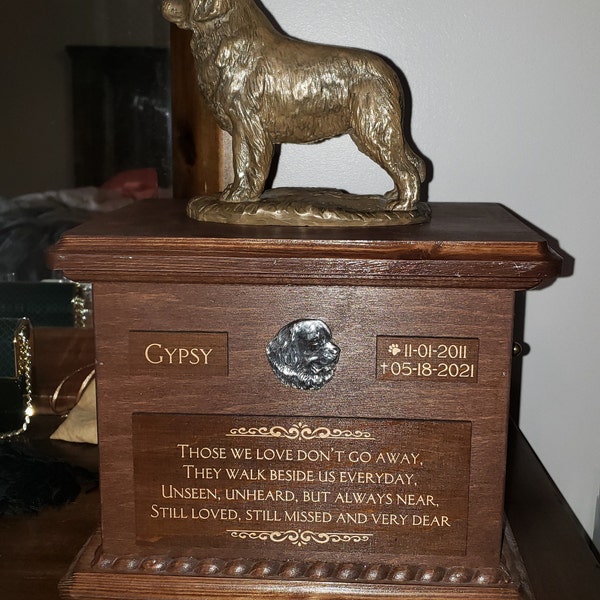 Newfoundland - Exclusive Urn for Dog Ashes With a Statue, Relief and ...