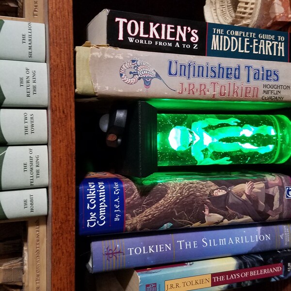 Alien in Stasis Tank, Green LED Lamp, Extra Terrestrial Figure, Area-51 ...