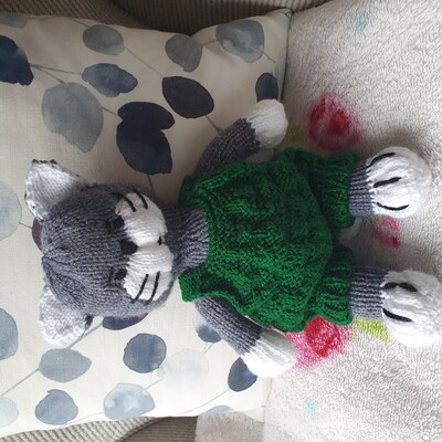 Cat Knitting Pattern, DIY Stuffed Animal,cat in Overall, Gift for Kids ...