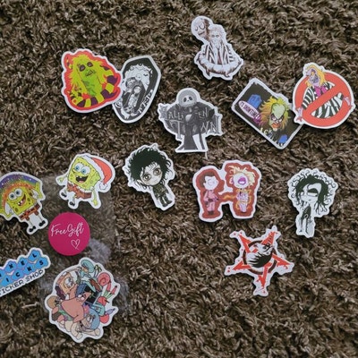 Unique Yeti Holding Yeti Vinyl Decal Waterproof Laptop & - Etsy