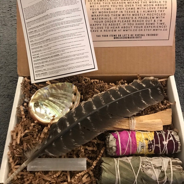 Beginner Smudge Kit Gift Box With Feather, Abalone Shell Dish, Gemstone ...