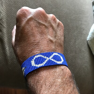 FROG PAW frog Foot YUROK Basket Weave Design Loomed Beaded Bracelet - Etsy