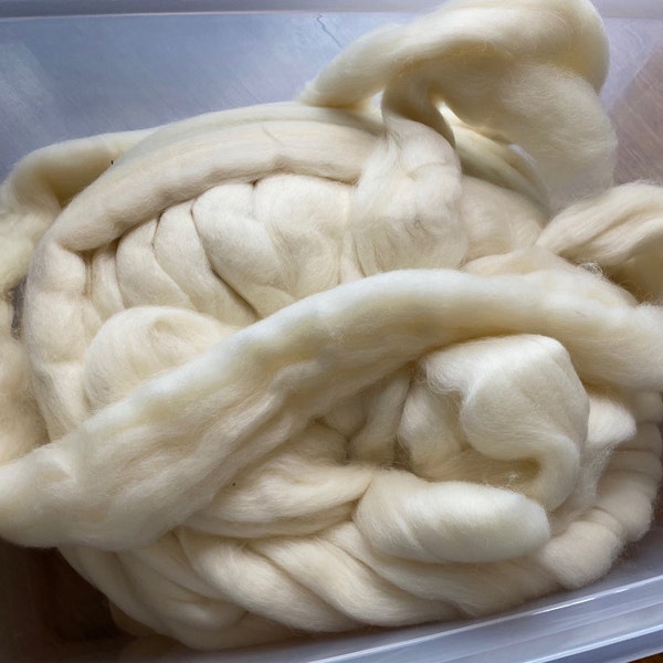 4.4 Lb on Sale Wool Roving, Roll Un-dyed White Wool Top Fiber Spinning ...