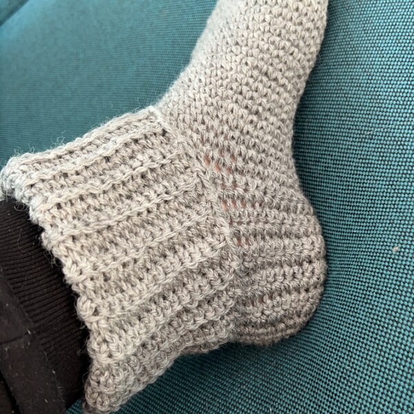 Super Easy Socks CROCHET Pattern/aran Yarn Sizes S, M, L- Instant PDF ...