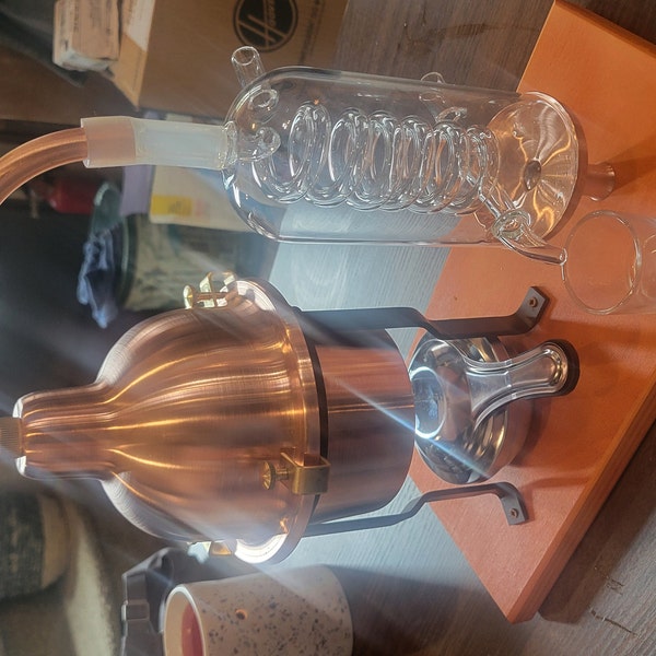 Alembic Distiller for Essential Oils & Hydrolate in Copper With Glass ...