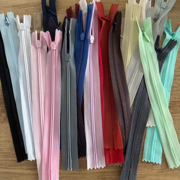 Black Chunky Plastic Zips - Open End, Closed End, Reversible and 2 Way ...