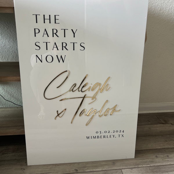 White Acrylic Wedding Sign With 3D Gold Mirror Names - Wedding Welcome ...