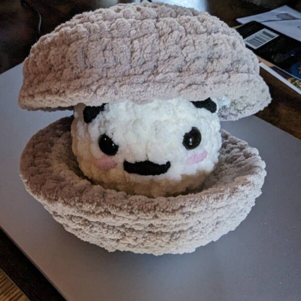 PATTERN: Low Sew Plush Cecil the Clam Pattern - Amigurumi Super Bulky ...