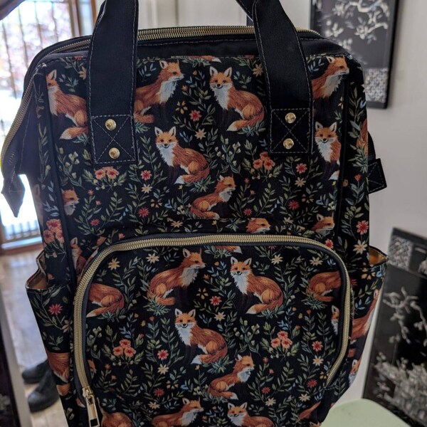 Gothic Skeleton Reading Satchel, Dark Academia Skeleton Library Floral ...
