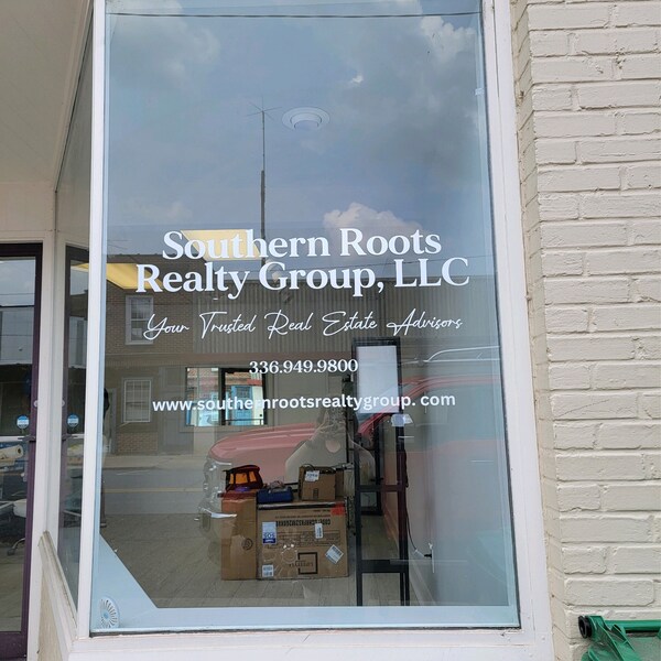 Custom Vinyl Business Window Sign: Storefront Decal - Etsy