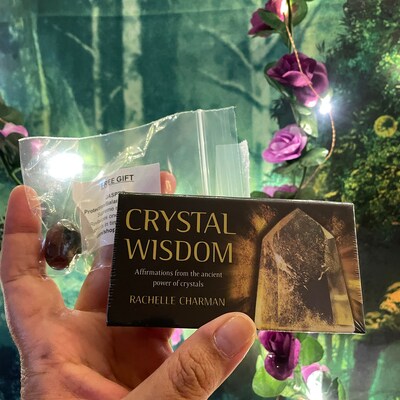 CRYSTAL WISDOM Inspiration Cards Deck Rachelle Charman - Etsy