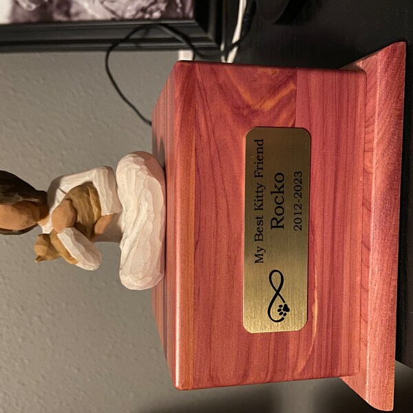Name Plate for Pet Urn - Engraved Metal Plates - Gold and Silver ...