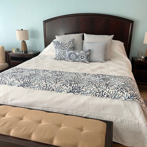 Bed Runner Hamptons Style, Patchwork Bed Scarf, Beach House Bedding ...