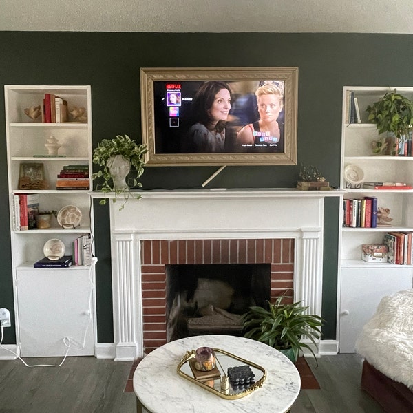 NEW! the Portrait TV Frame, Vintage Gold Frame TV Wall Art, Aesthetic ...