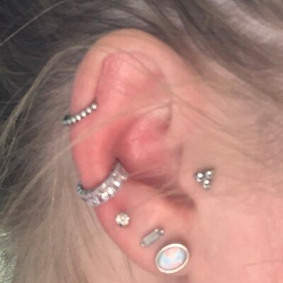 ASTM F136 Titanium Conch Labret, Curved Gem and Bead Conch Earring ...