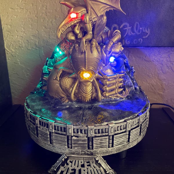 Metroid Prime / Zero Mission Chozo Torizo Statue - Black and Weathered ...