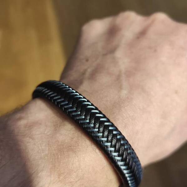 Men's High Quality Surfer Jewelry - Necklaces, Men's Surfer Style ...