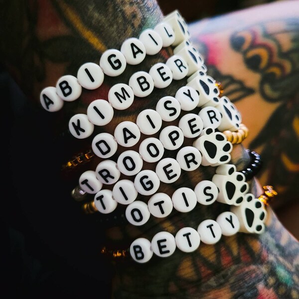 Pet Name Beaded Bracelet Dog Memorial Jewelry Cat Paw Print Jewelry ...
