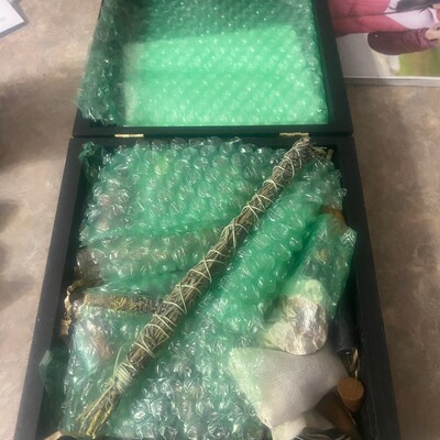 Beginner Witch Box, Witchcraft Starter Kit, Magic Spell Box - Etsy Canada