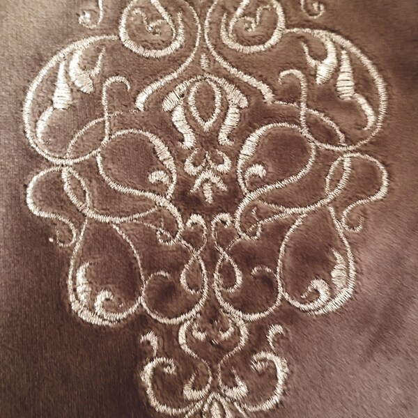 Classic Machine Embroidery Design - 4 Sizes - Etsy