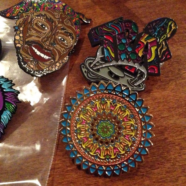 Colorado Convention Center Big Blue Bear Pin - Etsy