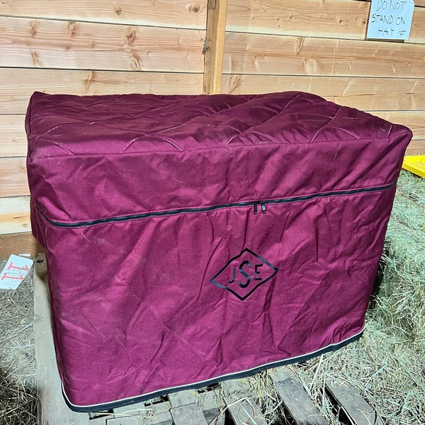 Customized Tack Trunk Cover With Zipper and Handle Flaps, Padded Top ...