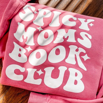 Spicy Moms Book Club Svg / Reader Svg / Bookish Svg / Book Svg / Wavy ...
