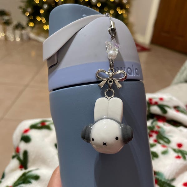 Bunny Headphone Keychain - Etsy