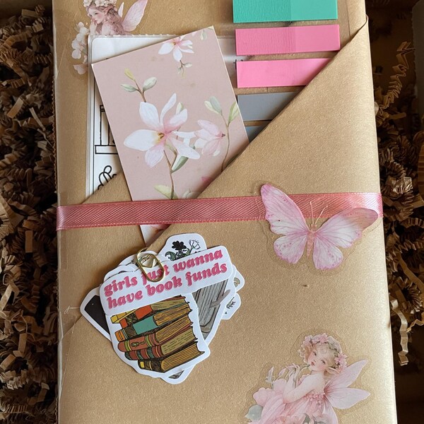 Blind Date With a Book Spicy Romance Gift for Book Lover Gift Blind ...