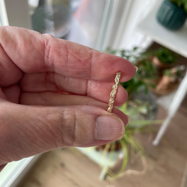 Vintage Solid Gold Wedding Band 14k Yellow Gold Wedding Band Women ...