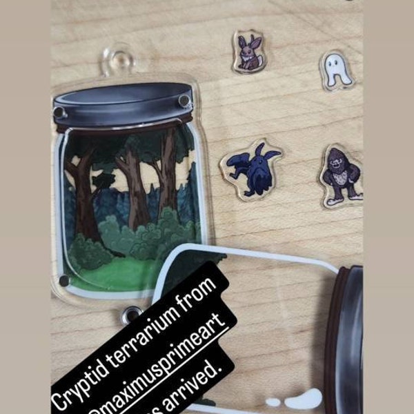 Cryptid Shaker Jar Keychain - Sasquatch, Mothman, Jackalope, Fresno ...