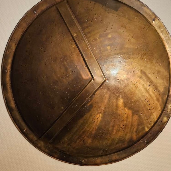 30” Spartan Style Decorative Shield – King Leonidas Inspired | Cosplay ...