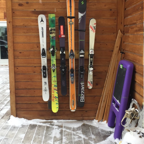 Single Button Ski Hanger: DIY Ski Rack Fixture - Etsy