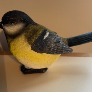 Robin Garden Bird Ornament Outdoor Statue - Etsy UK