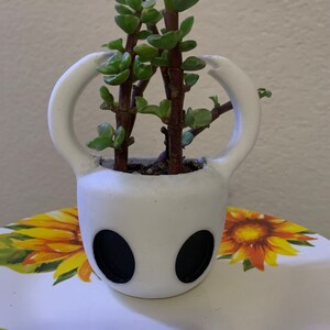 Shark Plant Pot / Planter Inspired in Final Fantasy XIV 3d Printed in ...