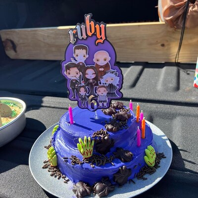 Addams Family Cake Topper, Addams Family Theme Party, Family Halloween ...